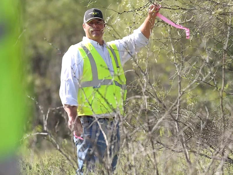 Hand Crew Cutting & Chipping - Cedar Eaters™ of Texas